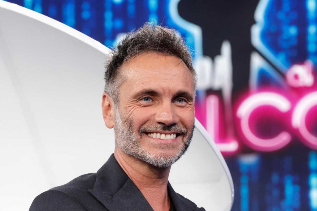 Nek età, malattia, carriera, vita privata, moglie, figli: tutto sul ...